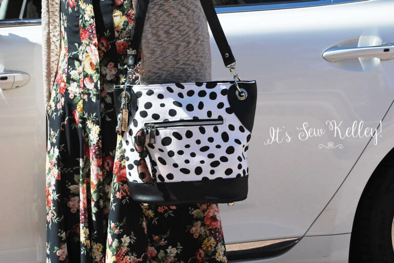 Boardwalk Bucket Bag | It's Sew Kelley
